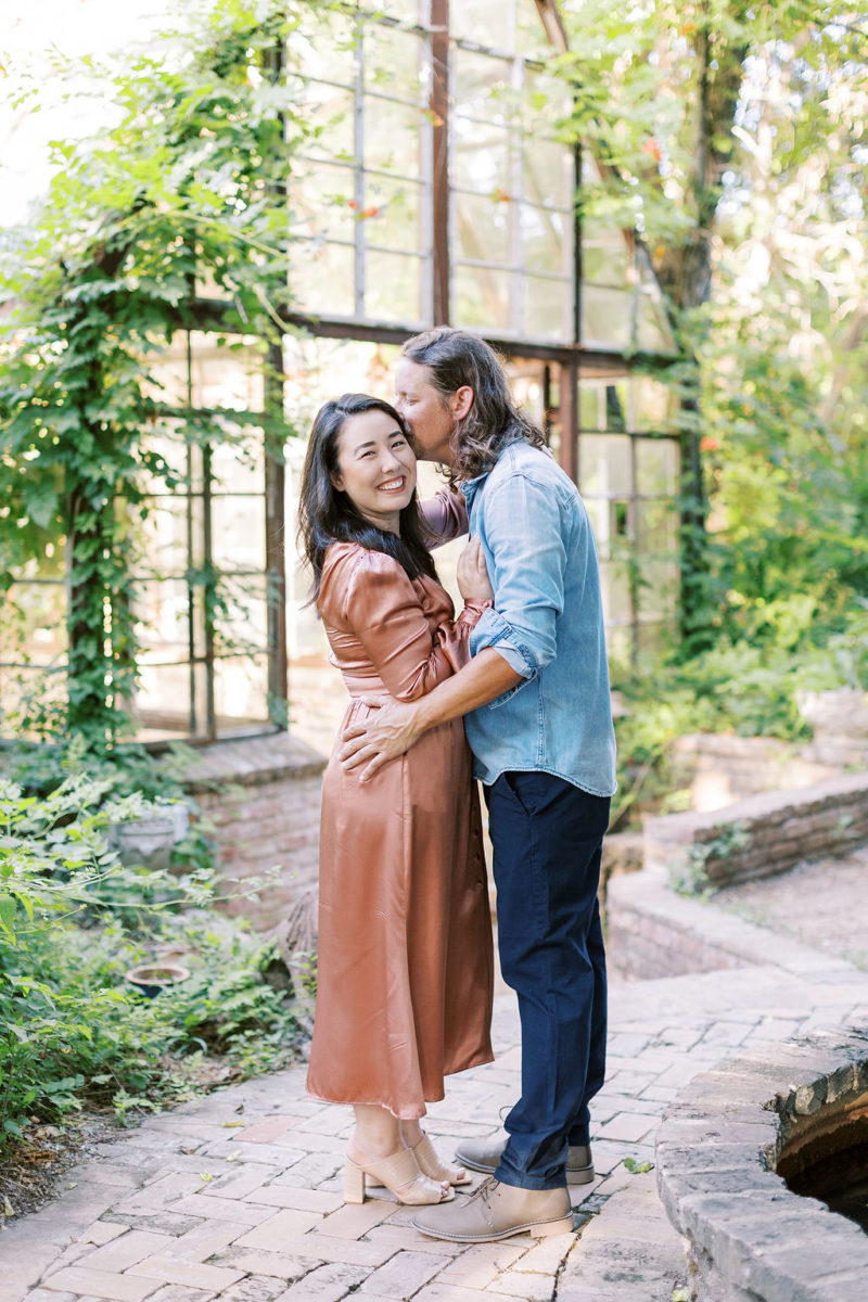 VW Bus Engagement at Sekrit Theater | Jamie & Kyle - dianabrewer.com