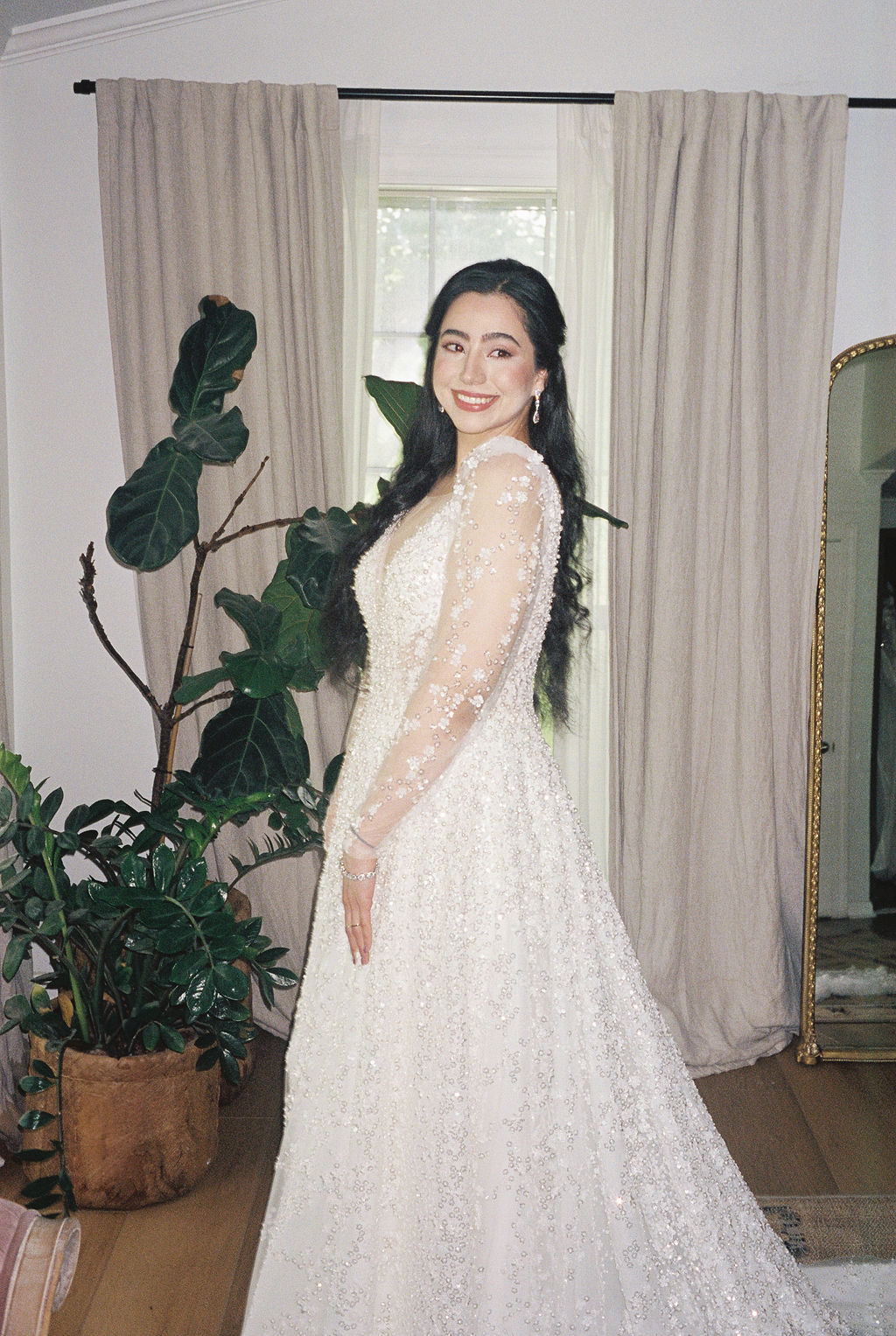 The Addison Grove Film Wedding Photos | Isabel & Sander - dianabrewer.com