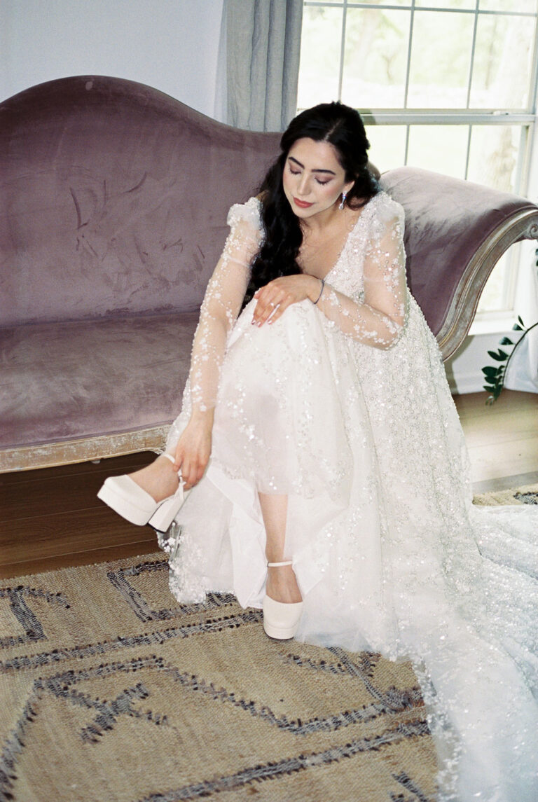 The Addison Grove Film Wedding Photos | Isabel & Sander - dianabrewer.com